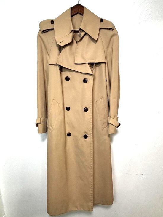 Etienne Aigner | Jackets & Coats | Vintage Tienne Aigner Trench Coat ...